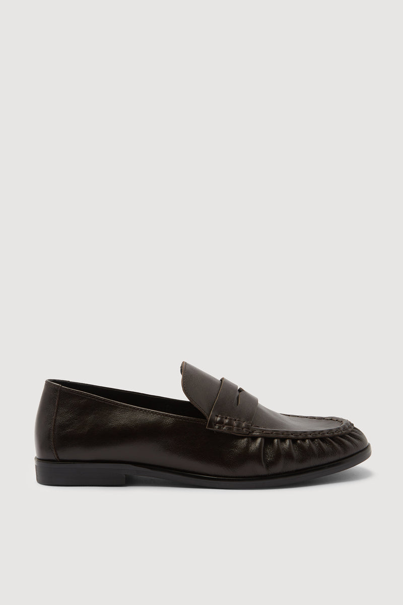 Avenue Leather Loafer Crinkle Umber | Assembly Label – Assembly Label ...