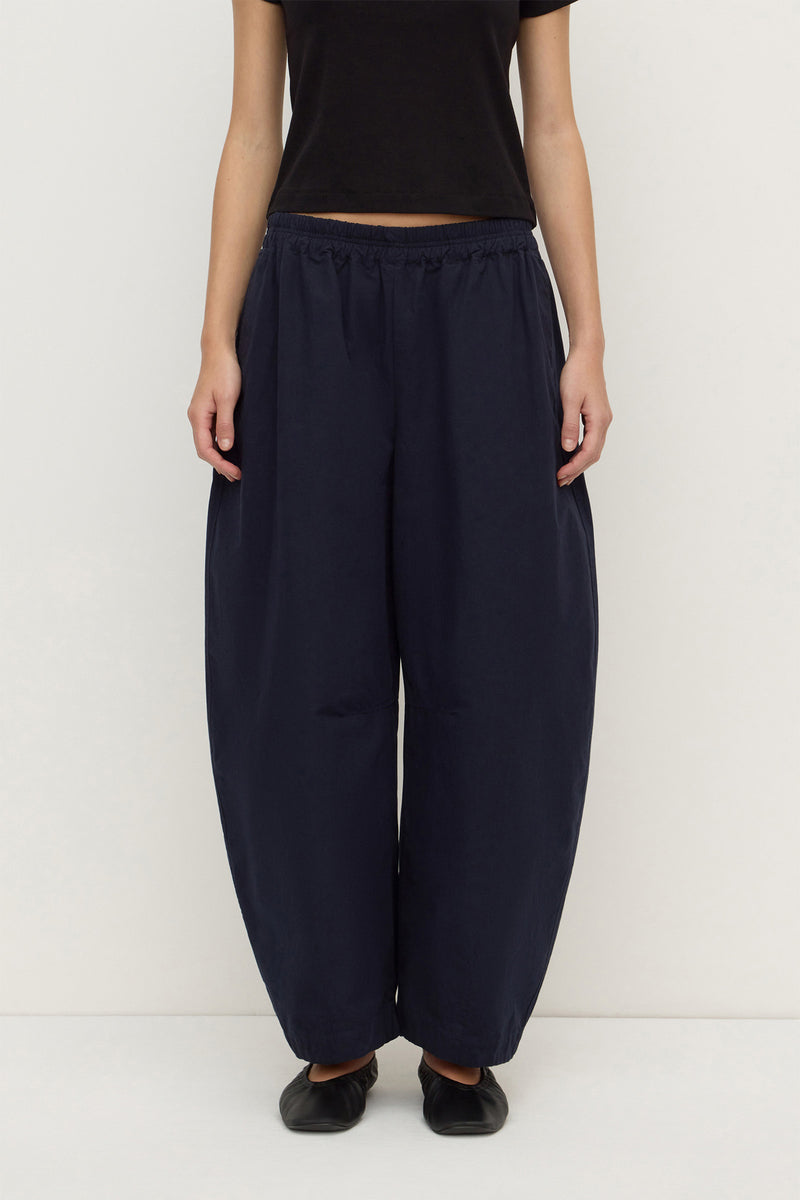 Womens Lola Barrel Pant Navy | Assembly Label – Assembly Label ...
